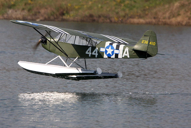 Piper L4 „Grasshopper“ – Toni Clark pratical scale GmbH