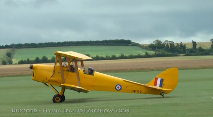 Videos Tiger Moth 2,7 – Toni Clark pratical scale GmbH