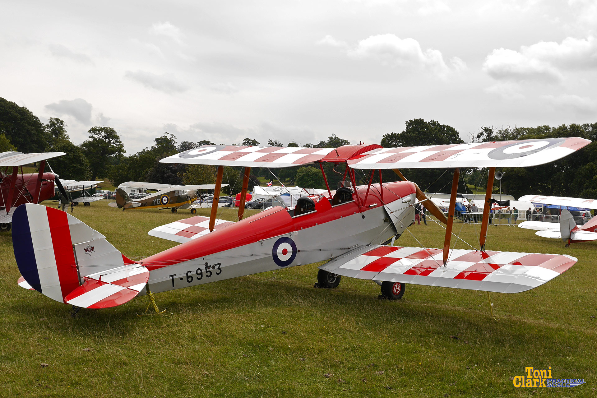 4. Galerie Tiger Moth 3,19 – Toni Clark pratical scale GmbH