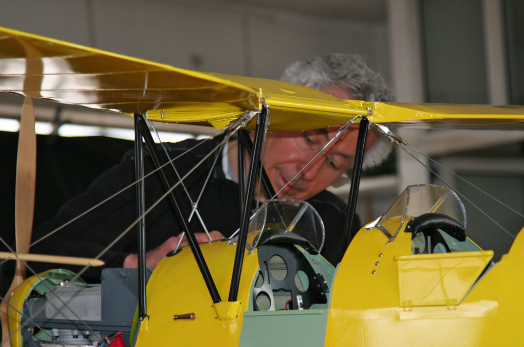 1. Galerie Tiger Moth 3,19 – Toni Clark pratical scale GmbH