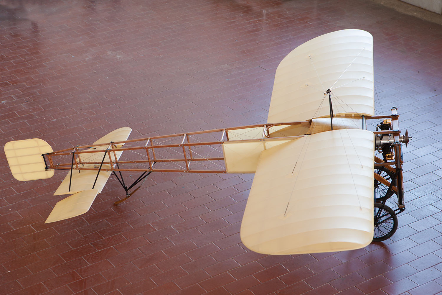 Bleriot M 1:4 – Toni Clark pratical scale GmbH