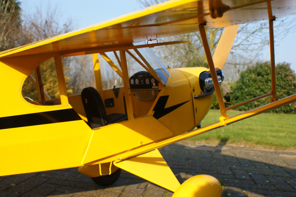 VM 60 S1-4T in a Piper J3 – Toni Clark pratical scale GmbH