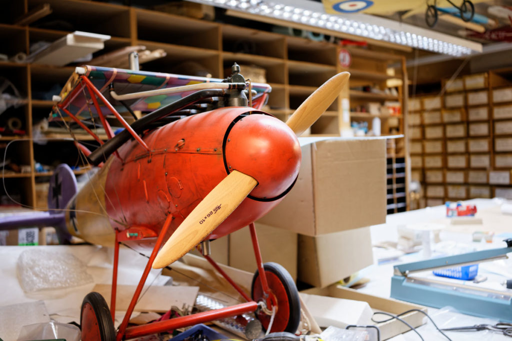 1. Galerie Tiger Moth 3,19 – Toni Clark pratical scale GmbH